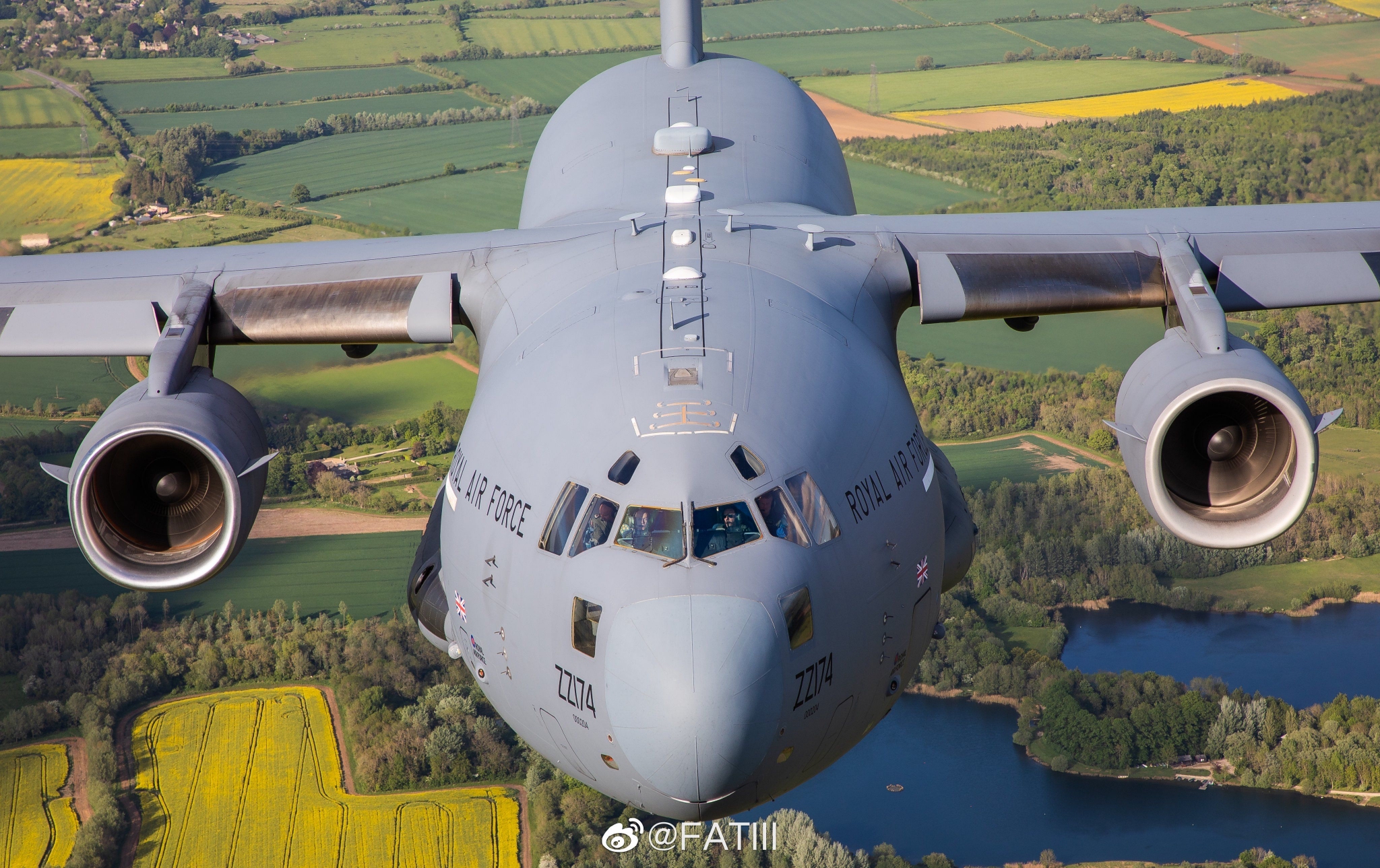 英国皇家空军放出了官方摄影师拍摄的C-17高清大图……