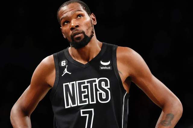 NBA75年了，NBA历史上也有75个得分王，哪个位置得分王更多