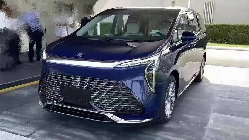 全新别克GL8世纪申报图曝光，外观内饰全面换新，配全新LOGO-新浪汽车