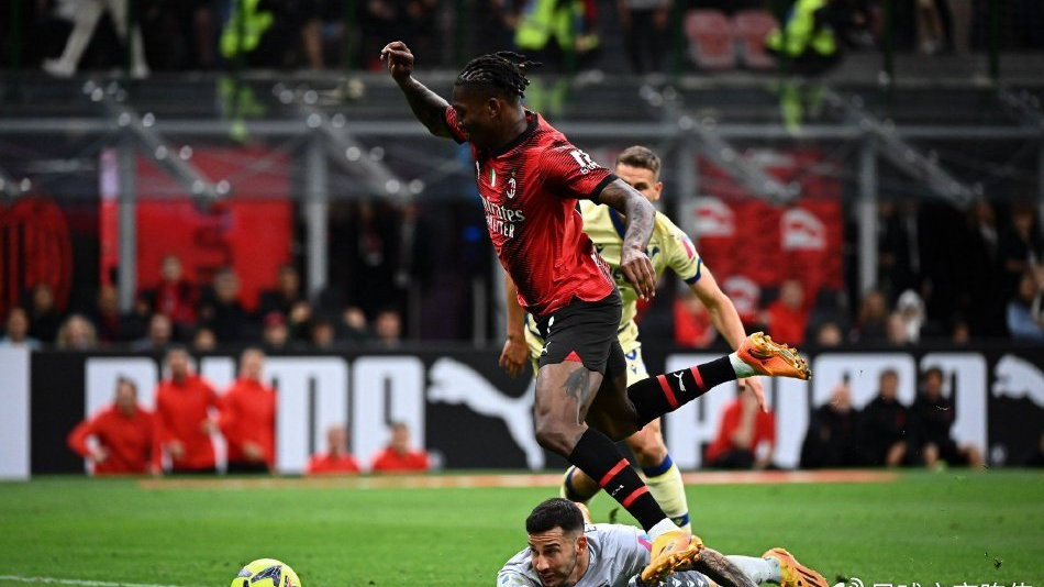 意甲第1轮焦点战前瞻：都灵VS卡利亚里，博洛尼亚VSAC米兰|博洛尼亚|意甲|都灵_新浪新闻