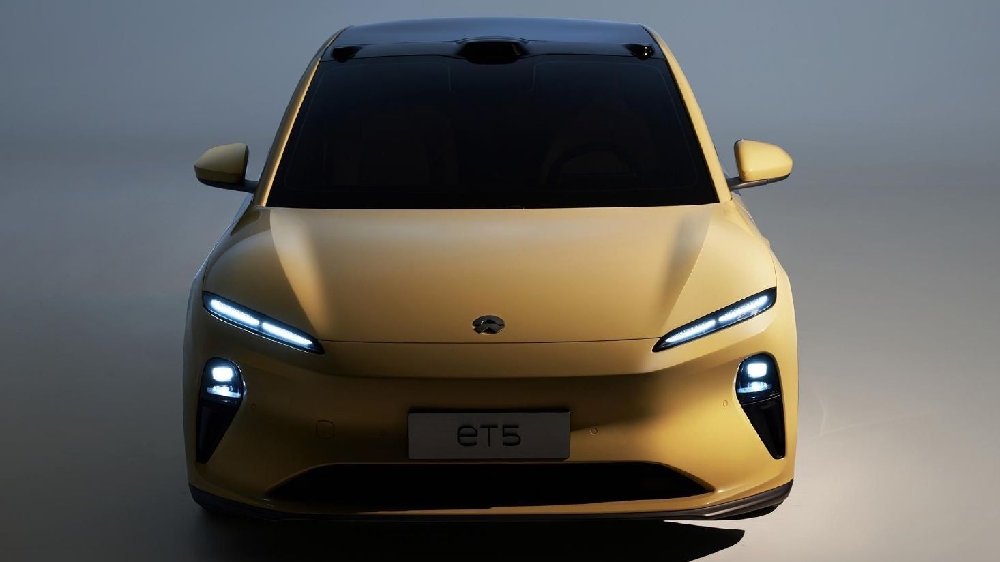 能否成为Model 3“终结者”？蔚来ET5上市，补贴前32.8万起售-新浪汽车