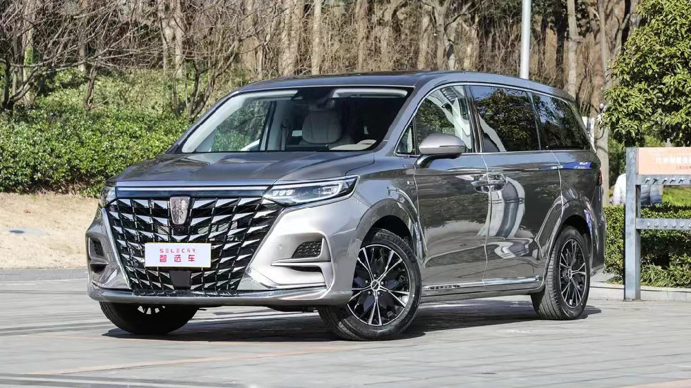 售价18.58万元起，2023款荣威iMAX8上市，换装新前脸，再战传祺M8-新浪汽车