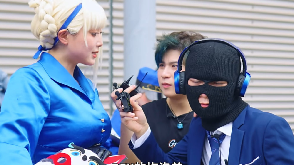 P5X:流萤浑元加入怪盗团，CJ现场上演偷心？|Coser_新浪新闻