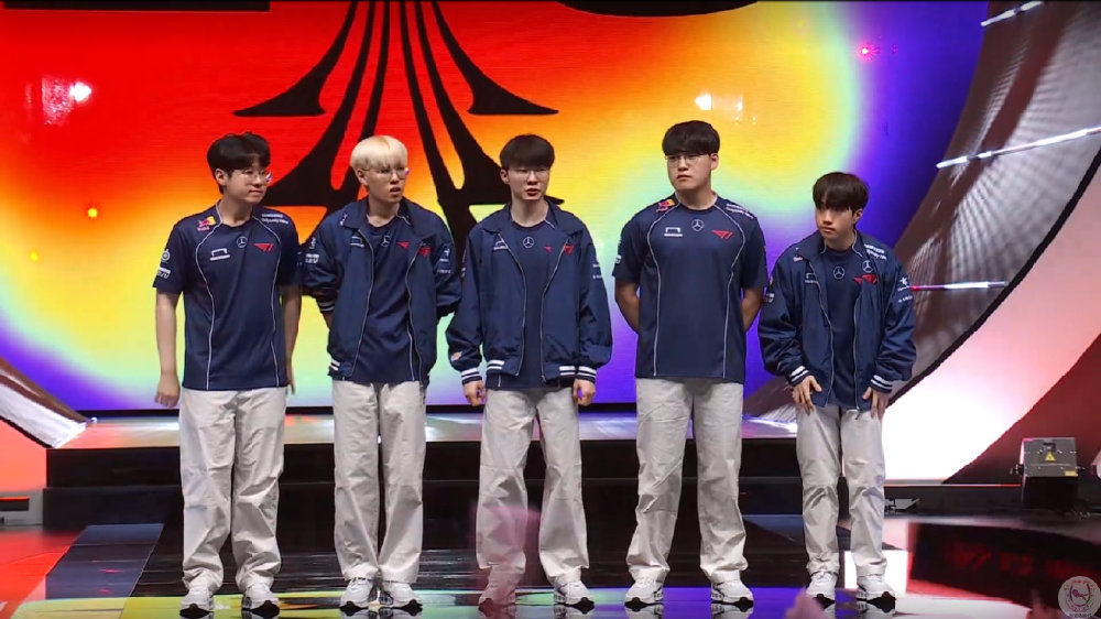 T1淘汰TL保留夺冠机会！登神长阶2.0真的有可能吗？|夺冠|发条|马蹄铁_新浪新闻