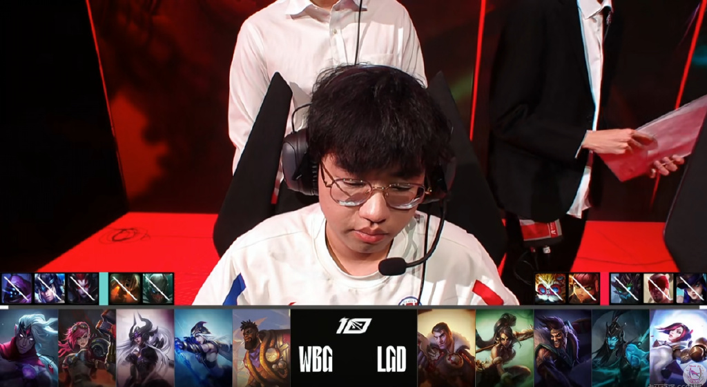 LPL史上最菜中单？小虎15分钟掏书27分钟14杀！