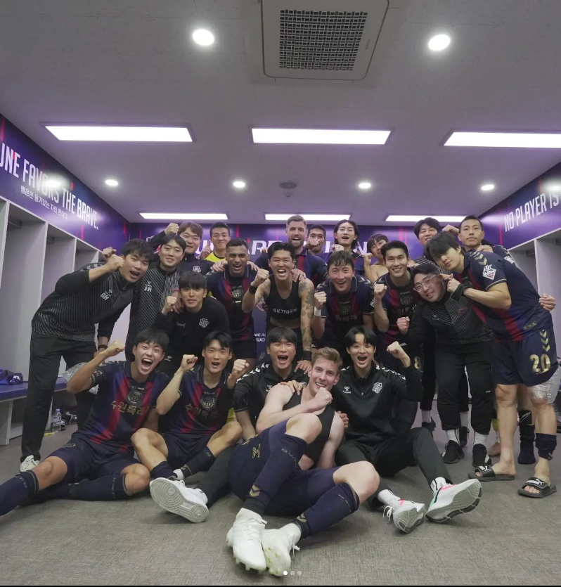 韩足晚报（2023.3.11）——狭路相逢勇者胜，水原FC笑傲同城德比