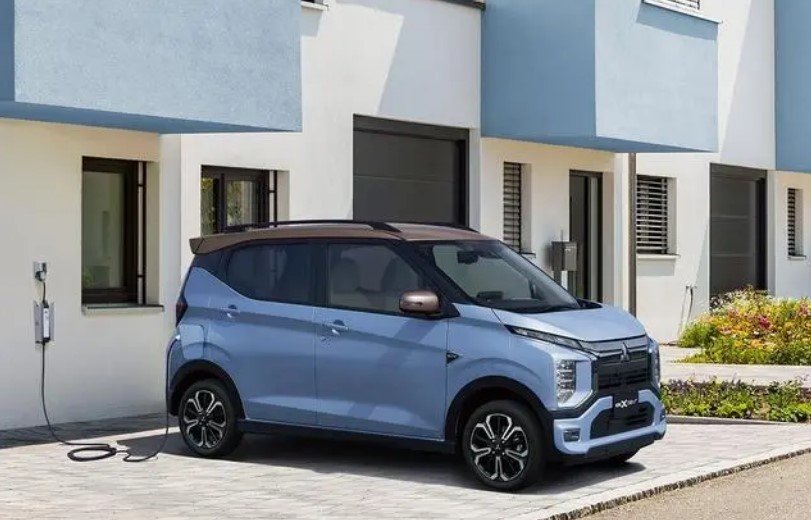 日产Sakura换壳？ 日本的“宏光MINI EV” 三菱eK X亮相