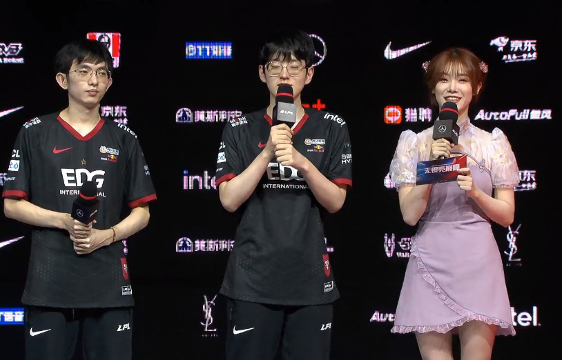 EDG击败LNG，Doinb闭目养神，沉迷鳄鱼无法自拔，张导：想不通