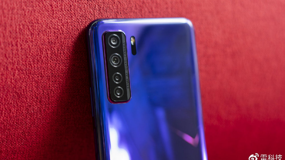 2000档潮美新机：nova7 SE图赏 颜值与实力并存|新机|华为_新浪新闻