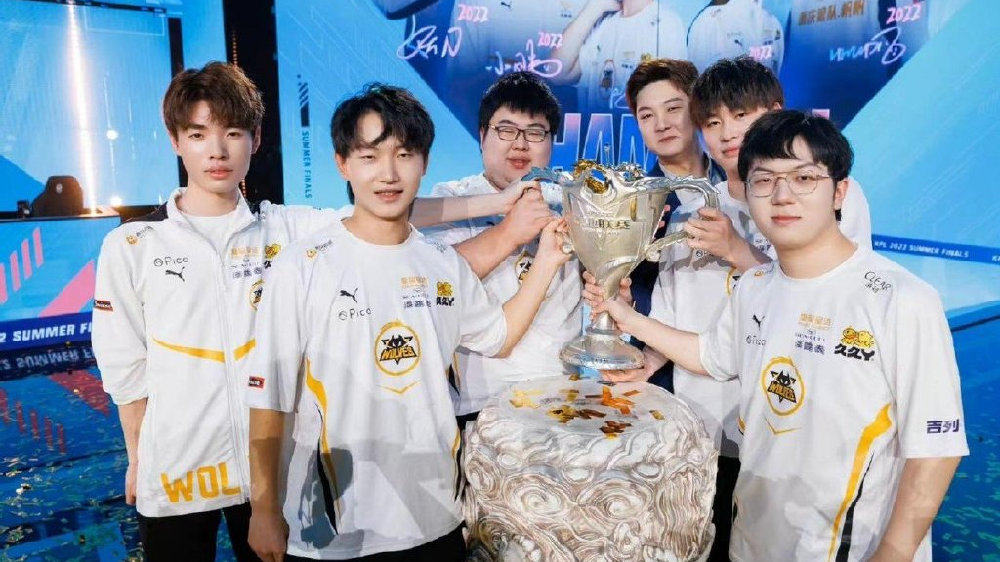 KPL观赏性变低了？eStar、狼队包揽冠军，AG超玩会走流量路线！|KPL|狼队|estar_新浪新闻