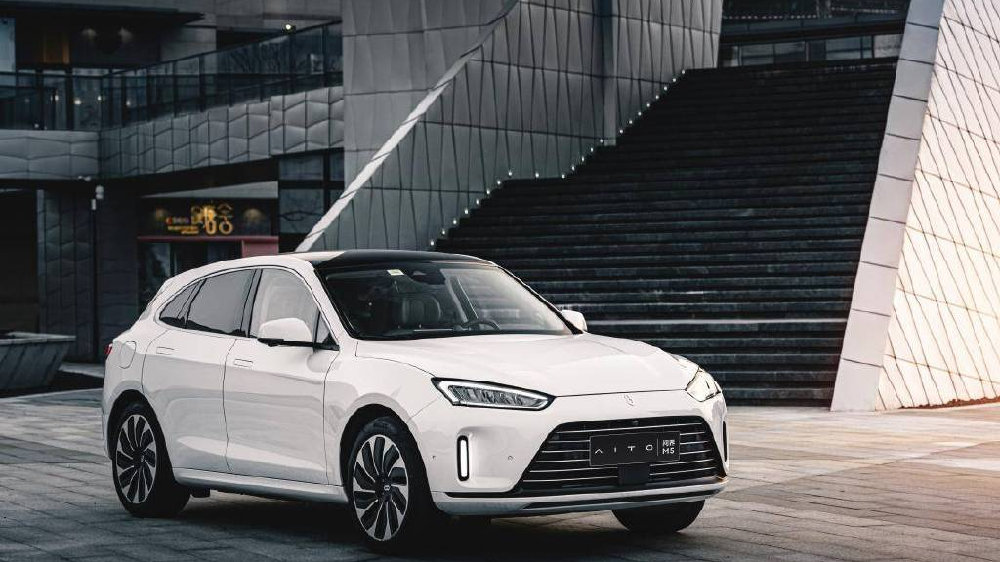 功能全面升级优化，AITO问界M5 推OTA升级让车更懂你-新浪汽车