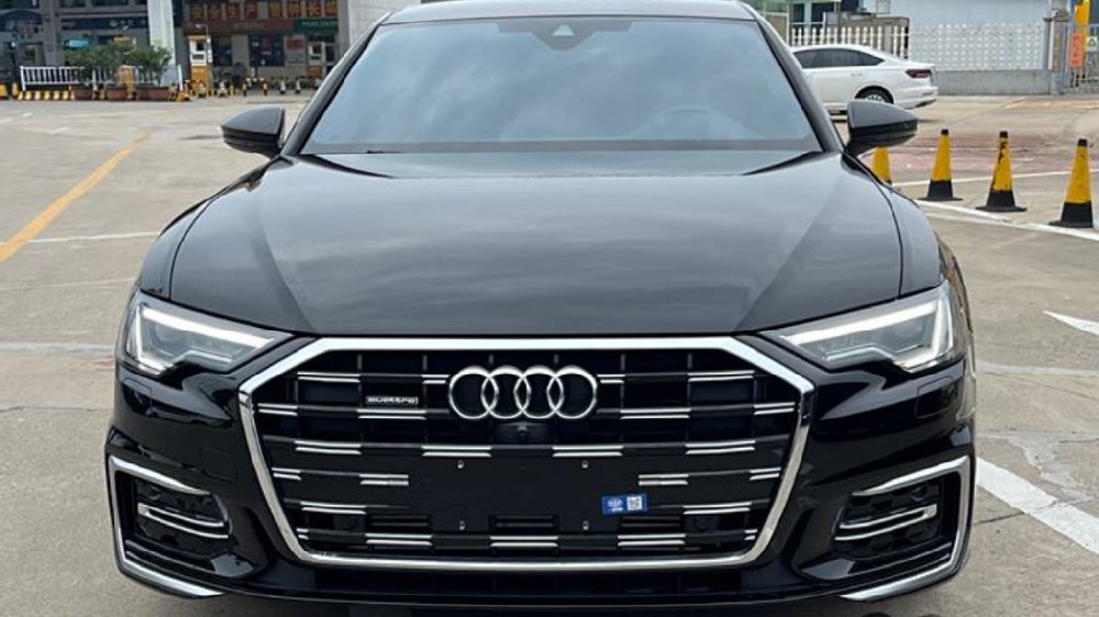 奥迪A6L持续火爆！8月销量13036辆，降价还是很管用的-新浪汽车