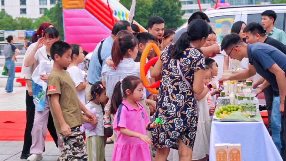 25.98万元起售—— BJ60雷霆（合肥站）正式上市，引领越野新能源风潮-新浪汽车