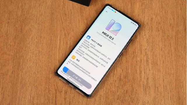 小米MIUI再次发力：多款机型收到正式版，小米10也开始测试|小米|机型|正式版_新浪新闻