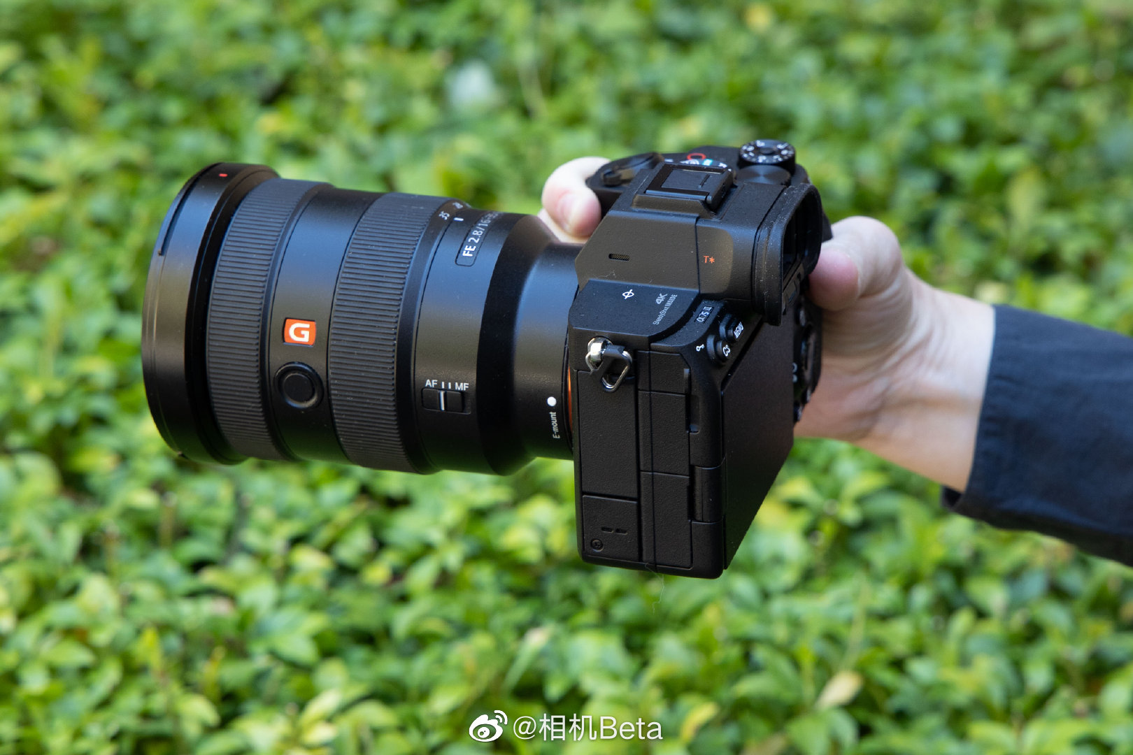 索尼A7S III全画幅微单上手图。|微单|索尼|全画幅_新浪新闻