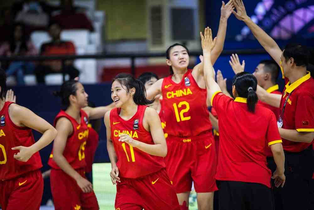 U18女篮亚锦赛：中国17分大胜韩国挺进半决赛再战日本 李青阳26+7|韩国|李文霞|女篮_新浪新闻