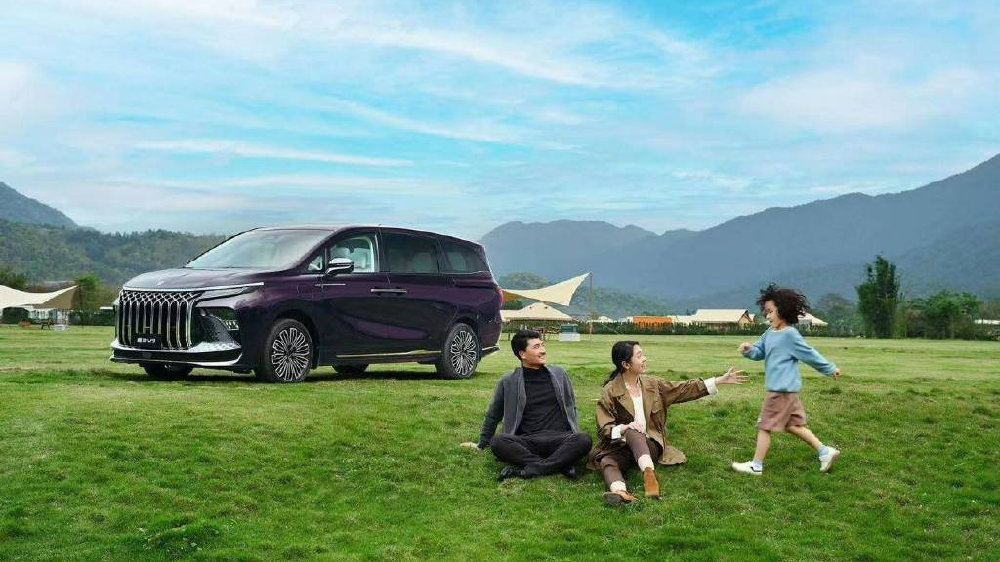 19.99万起，豪华新能源旗舰MPV风行星海V9开启全球预售-新浪汽车