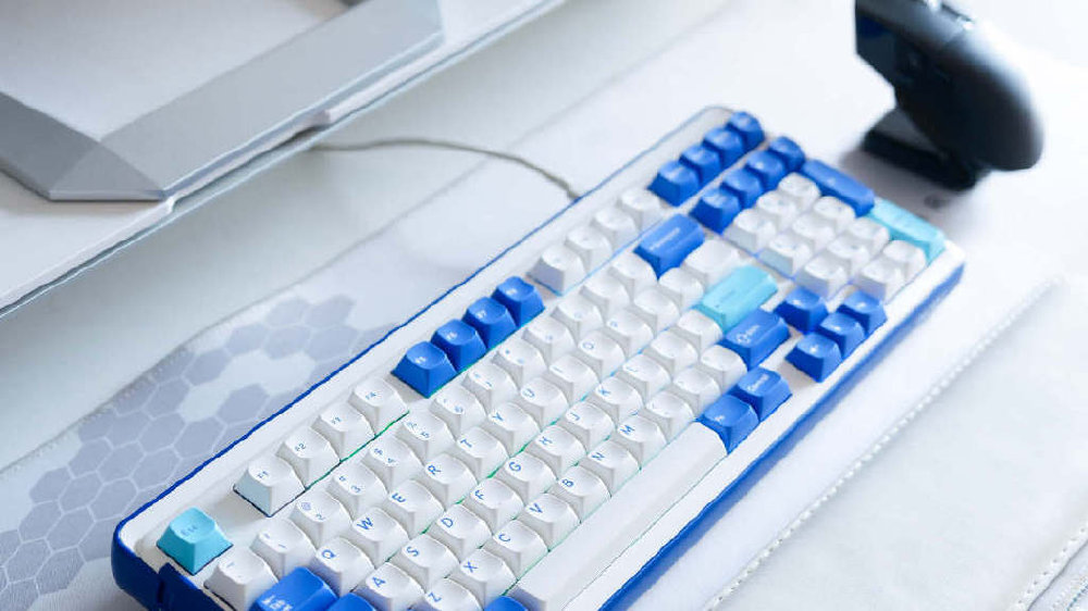 达尔优A980 Pro三模电竞游戏鼠标与A98专业版键盘合集测评：科技与美|达尔优|键盘|鼠标_新浪新闻