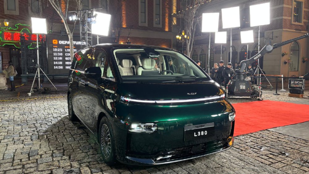 翼真L380售价29.99万元起，配置媲美超豪华车，杠上腾势D9？-新浪汽车