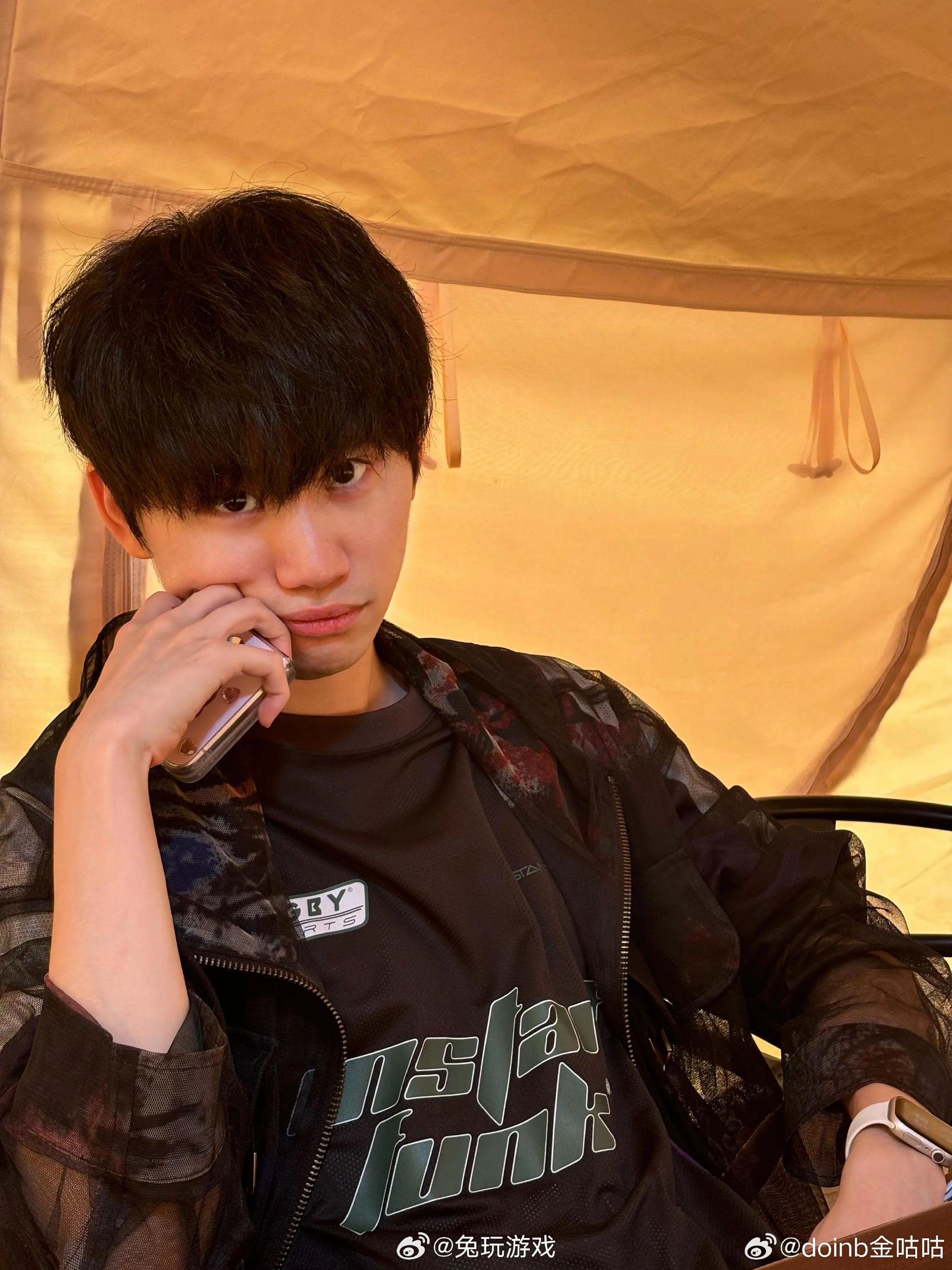 Doinb晒韩服胜点并配文：试一试上个前10？ Doinb目前已经打至韩服1306胜点|韩服|复出|赛场_新浪新闻