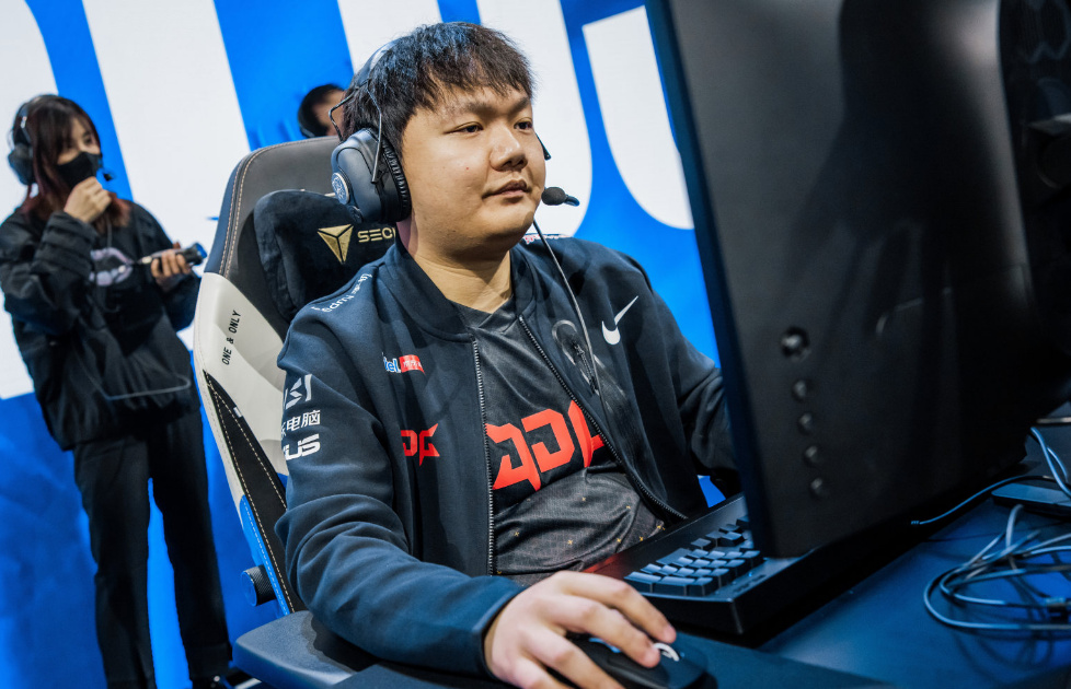 2022年度最佳阵容出炉、MVP诞生！JDG成为最大赢家