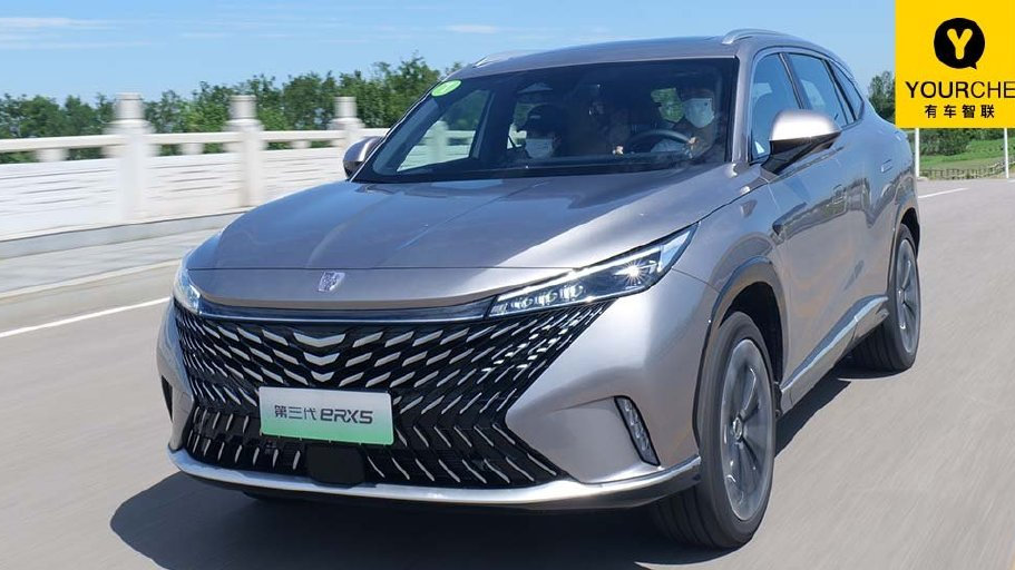 27英寸滑移屏 全车中国风 试驾全新第三代荣威RX5/超混eRX5-新浪汽车