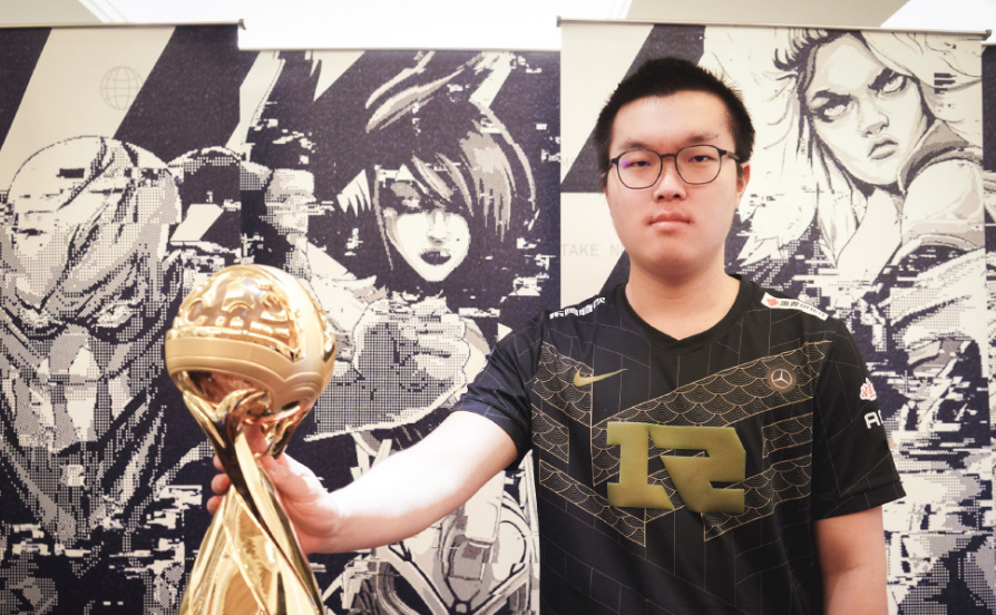 Bin加盟BLG，呼吸哥加盟RNG！Uzi正式离队