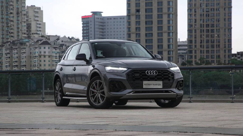 全新奥迪Q5L来了，配置调整，动力升级，变强了还是变弱了？-新浪汽车