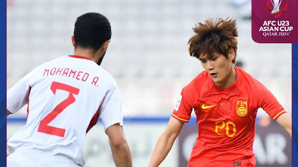 2-1！国足U23爆发，取得亚洲杯首胜，下半场闪电丢球，后防送大礼|国足|阿联酋队|阿联酋_新浪新闻