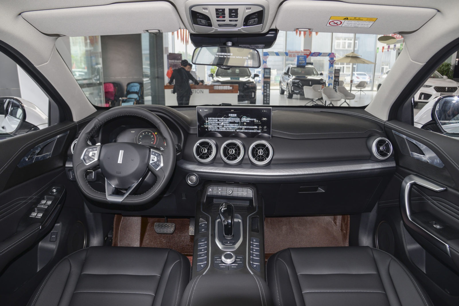 子弹说车丨颜值高又实用！VV5/C-HR/星途LX/领克02哪款值得买？-新浪汽车