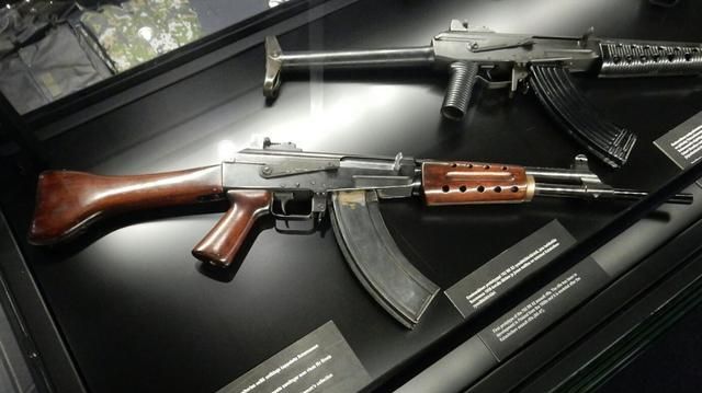 AK的北方亲戚，芬兰RK62突击步枪