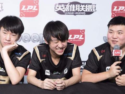 狼行走后LPL解说爆料RNG转会出事故，还在争取！真的能挽回吗？|狼|圣枪|爆料_新浪新闻
