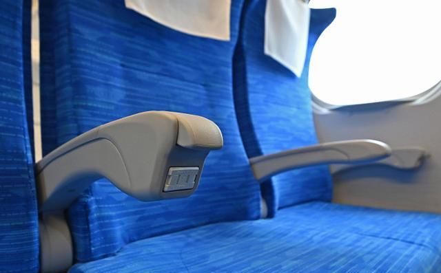 时速360公里，日本N700S将于7月1日服役，和我国复兴号哪个更好