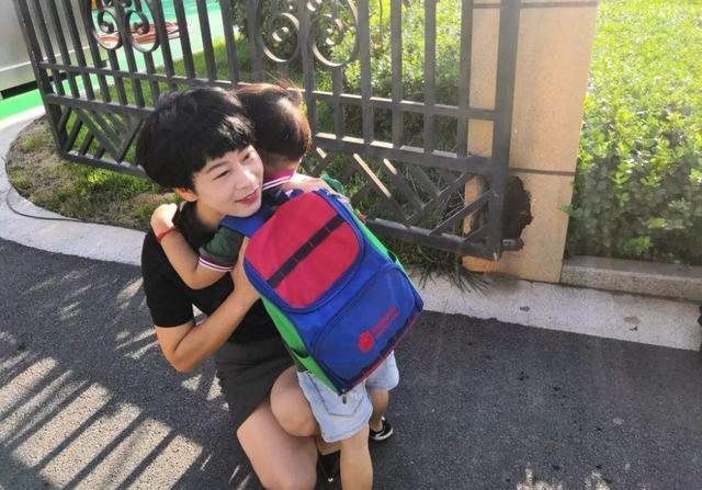 孩子上幼儿园之后,家长们逼着娃做这5件事,将来会更加有出息哦