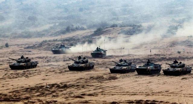 印度规划采购1800辆俄制T14新坦克，全面碾压99A,天要塌下来了吗