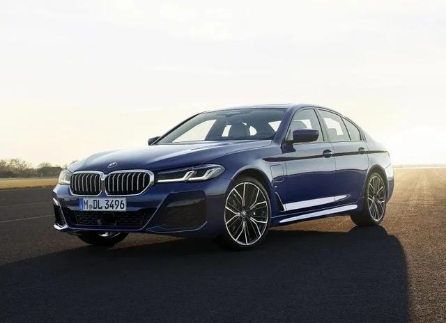 将于9月正式上市 新款宝马5系混动车型更名为535Le