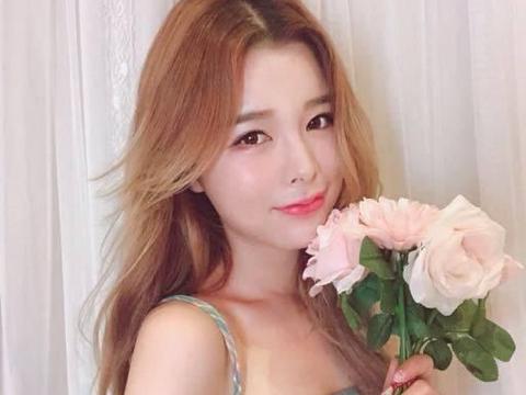 Doinb发狂与弹幕疯狂对线，糖小幽：我知道你压力大，但这样不对|弹幕|粉丝|网速_新浪新闻