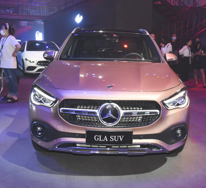 全新国产奔驰GLA正式上市，售30.38万元，搭载1.3T发动机！