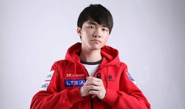 真正至强级职业选手只有UZI和theshy，faker都算不上