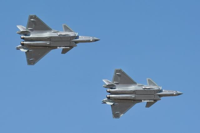 涡扇-15发动机的性能怎么样？歼-20换装之后会有多大的提升？|涡扇|发动机|推力_新浪新闻