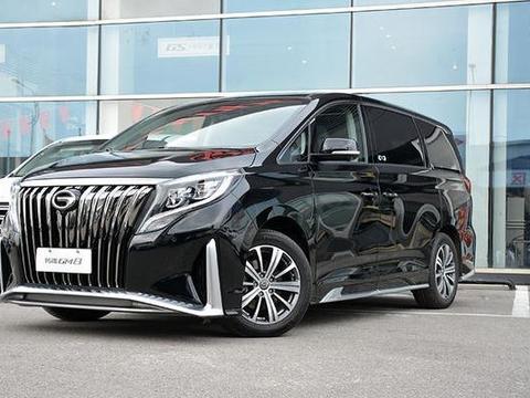 2020款传祺GM8大师版到店，黑色涂装很大气，轴距3000mm配7座-新浪汽车
