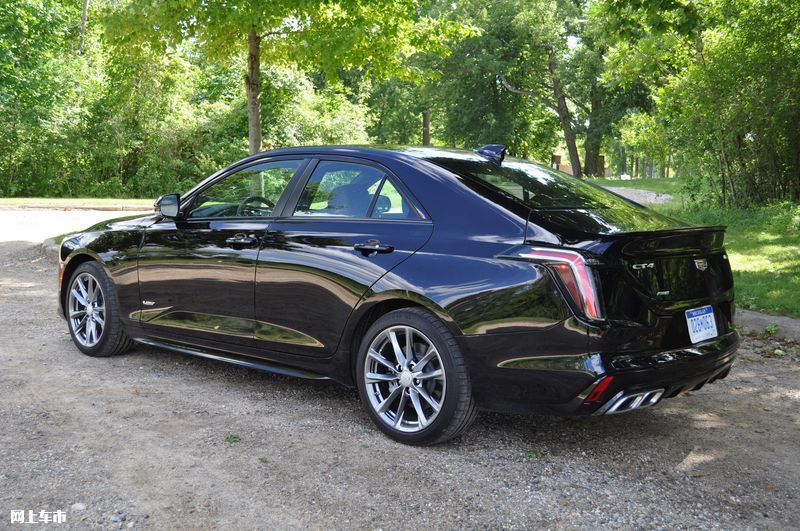 凯迪拉克CT4-V实拍 搭2.7T+10AT，动力超奥迪RS 3，比AMG A35便宜