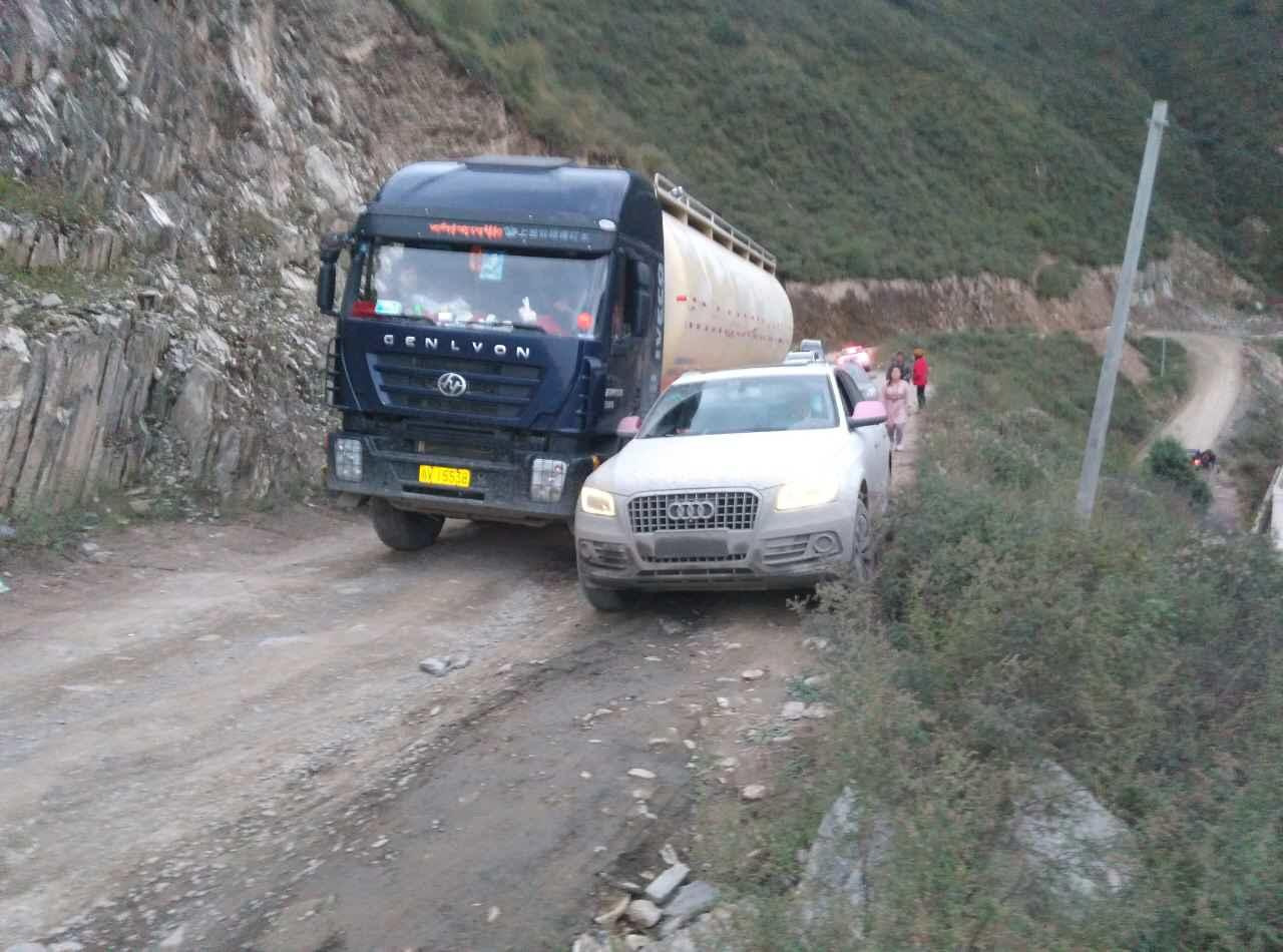 自驾川藏线，为何大多数人选择G318而不是G317？|南线|藏北|进藏_新浪新闻