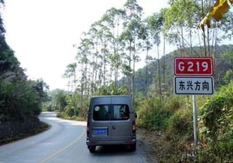 中国最长的一条国道，从新疆通到广西，全长一万多公里，你走过吗|新疆|国道|公路_新浪新闻