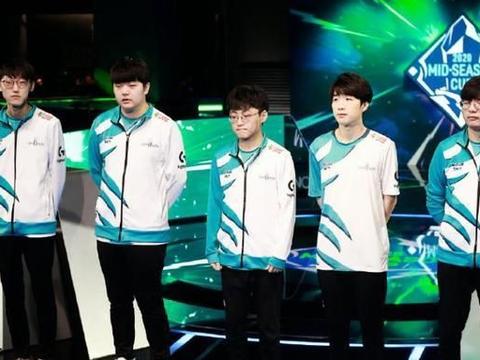 DWG嘲讽G2,彻底惹恼G2粉丝!纷纷放话：等着看LPL教训DWG|粉丝|队员|四强赛_新浪新闻