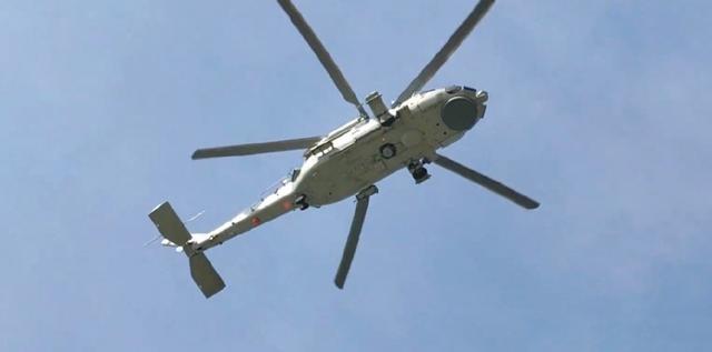 国产“海鹰”来了，网络曝光海军最近直20F，为055量身设计|直升机|防滑网|海鹰_新浪新闻