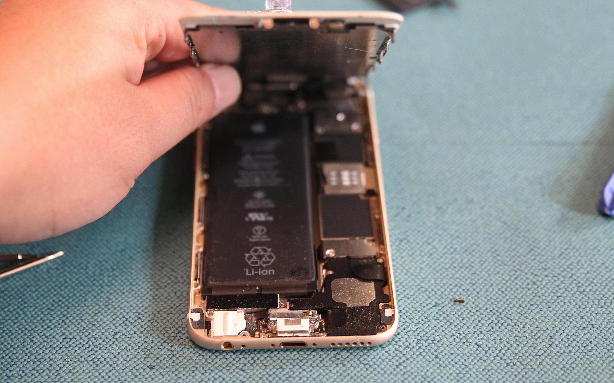 苹果iPhone6换上马拉松电池，我感觉还可以再战三年|马拉松|电池|屏幕_新浪新闻