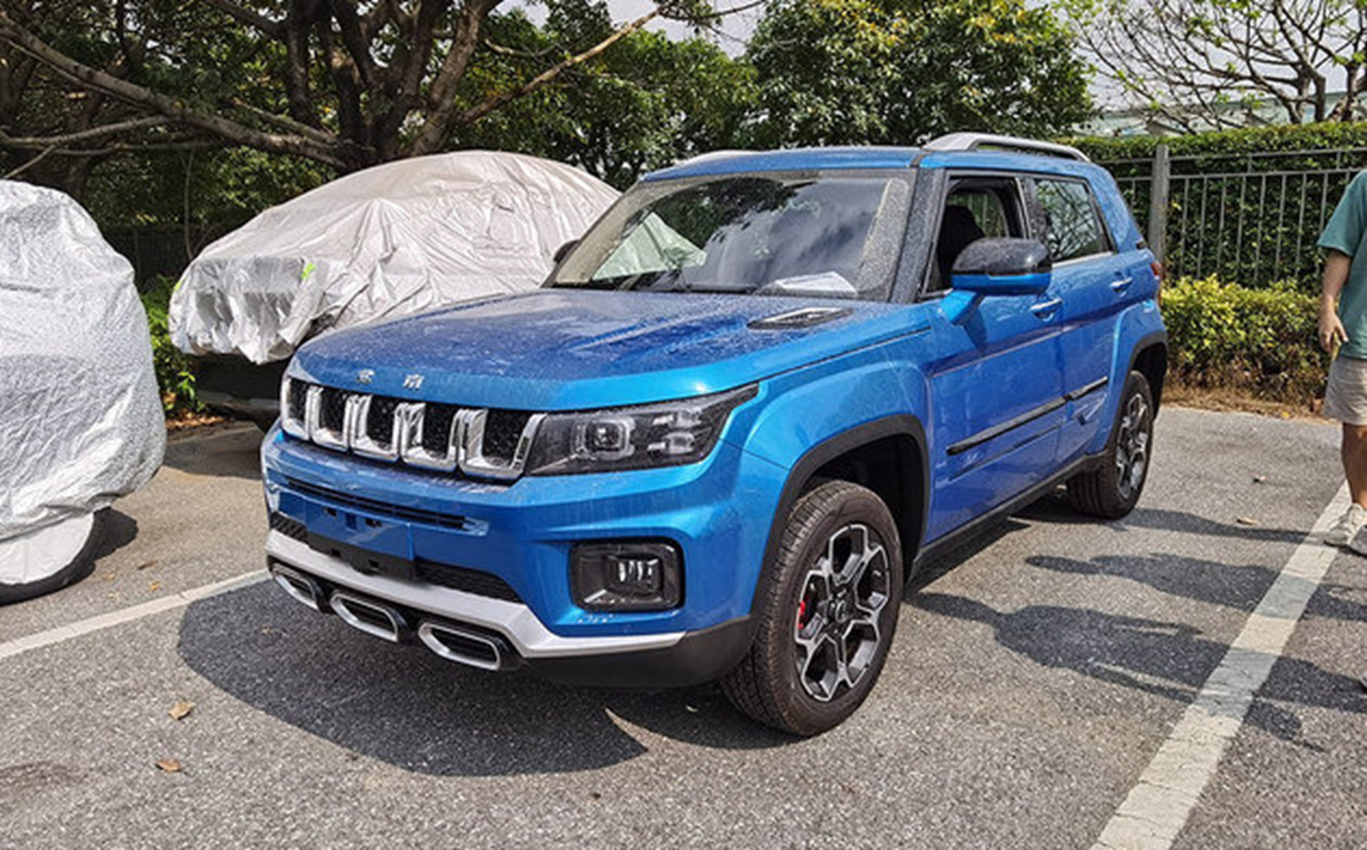 和哈弗大狗一样的国产城市硬派SUV，标配1.5T+6AT，预售10.6万