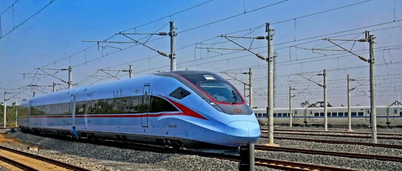 撒花！广西喜提首趟CR300AF型复兴号动车|动车组_新浪新闻