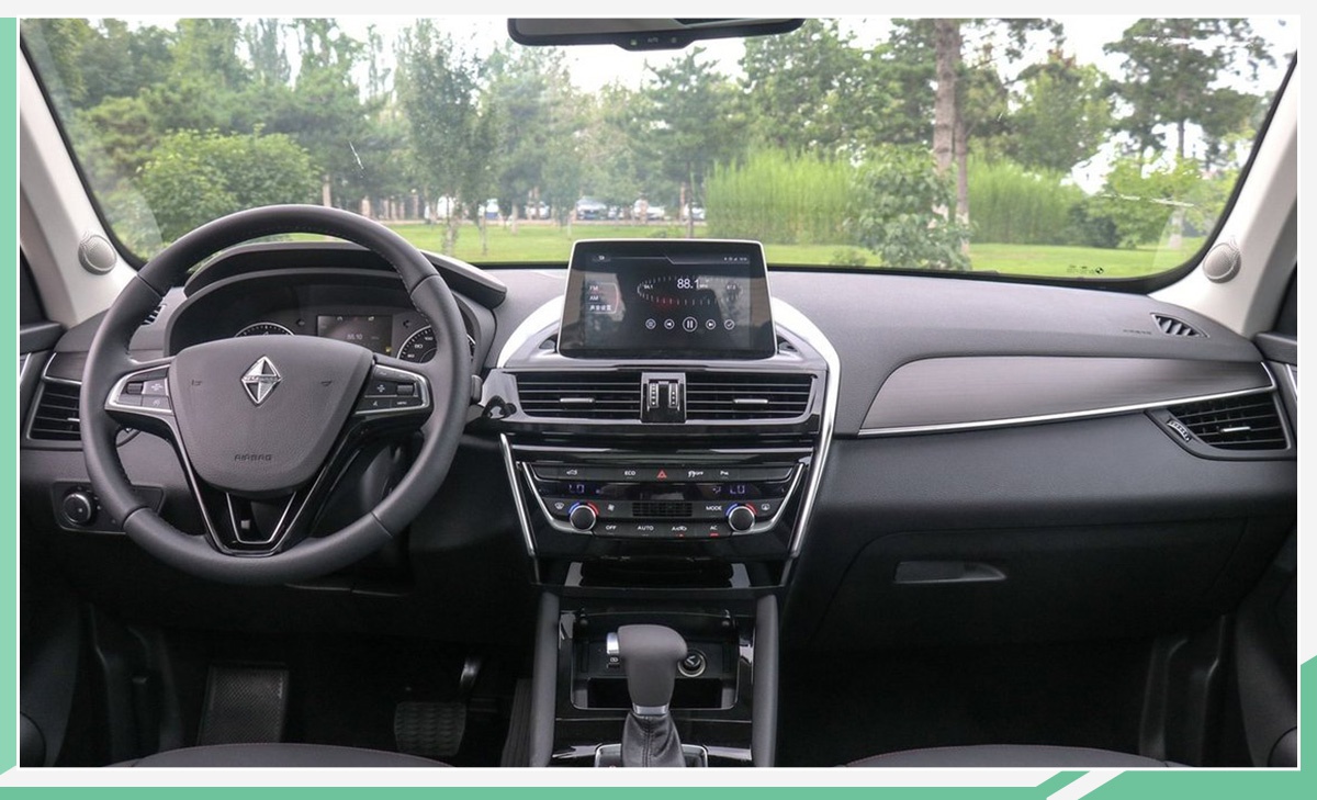 宝沃BX5增搭1.8T发动机 综合工况百公里油耗6.9L